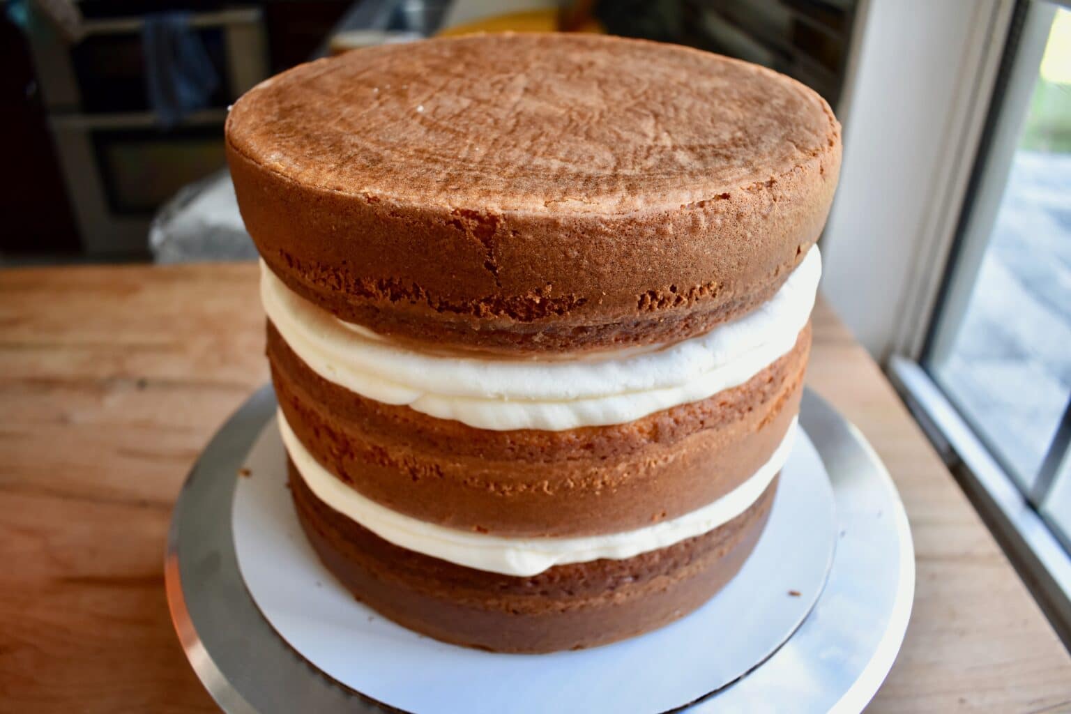 Decorating with Buttercream - a Baker's Guide - Plan to Eat