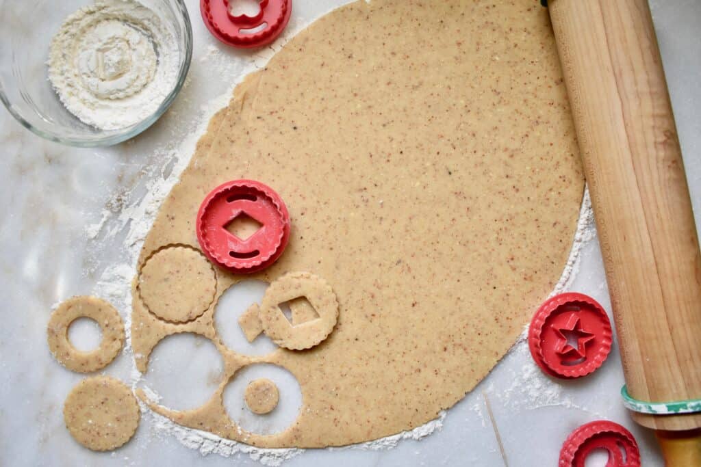 Homemade Linzer Cookies Recipe - Plan to Eat